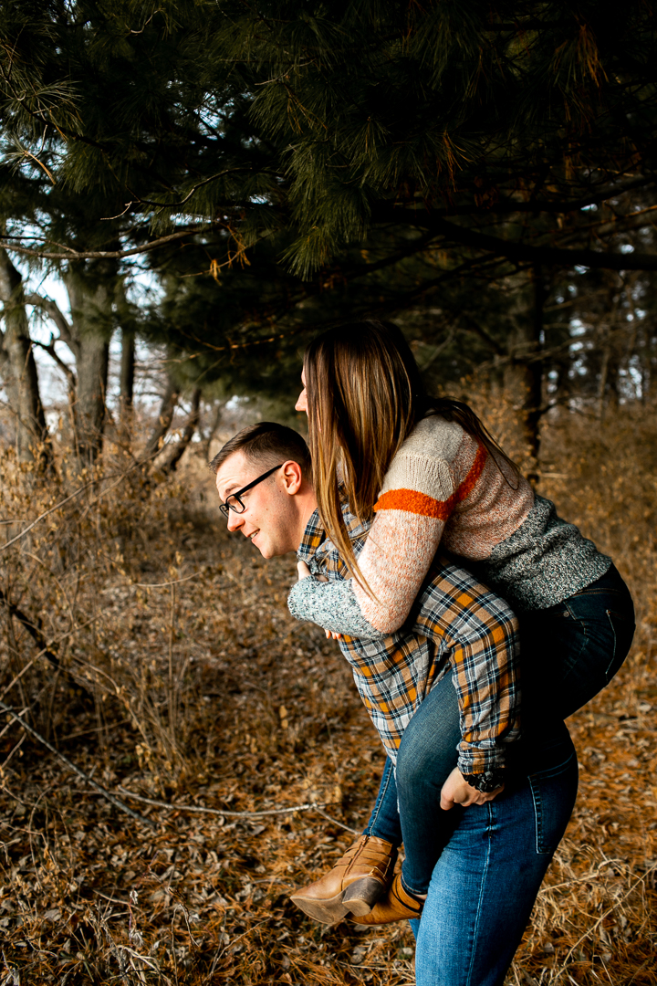 Jacob + Katie | Jester Park Engagement Session - lephotodesign.com