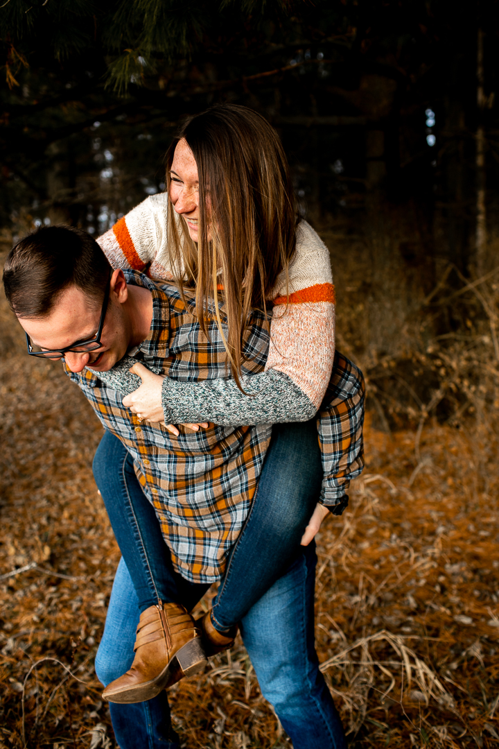 Jacob + Katie | Jester Park Engagement Session - lephotodesign.com