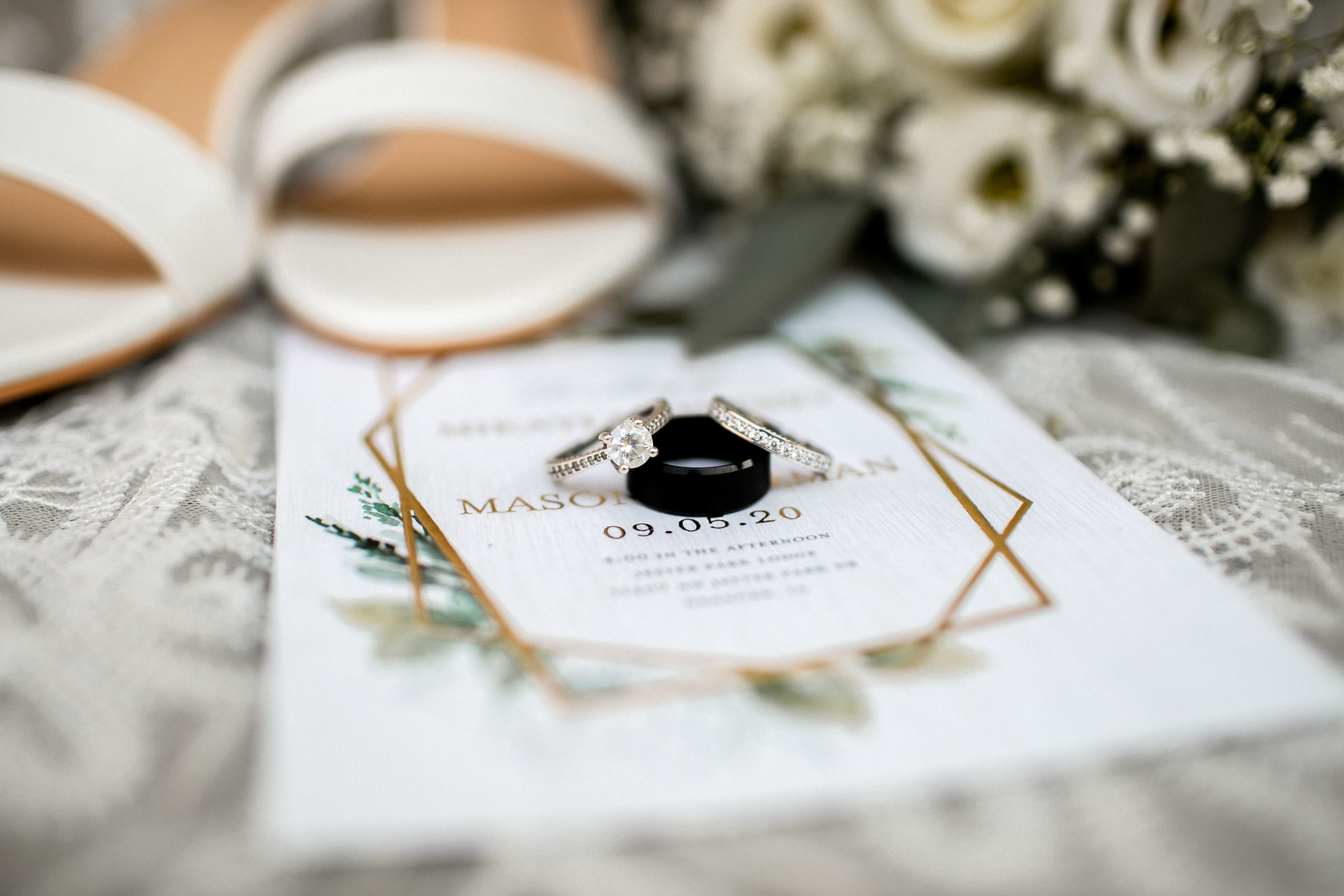 Mason + Mikayla | Jester Park Lodge Wedding - lephotodesign.com