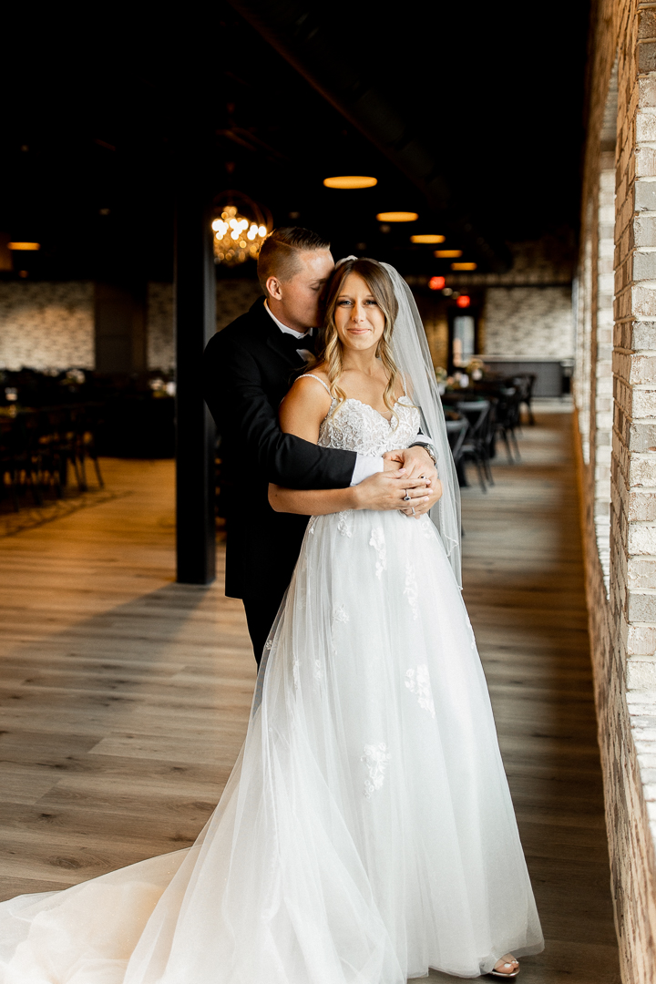 Toast Ankeny, Wedding Day | Will + Allison - lephotodesign.com